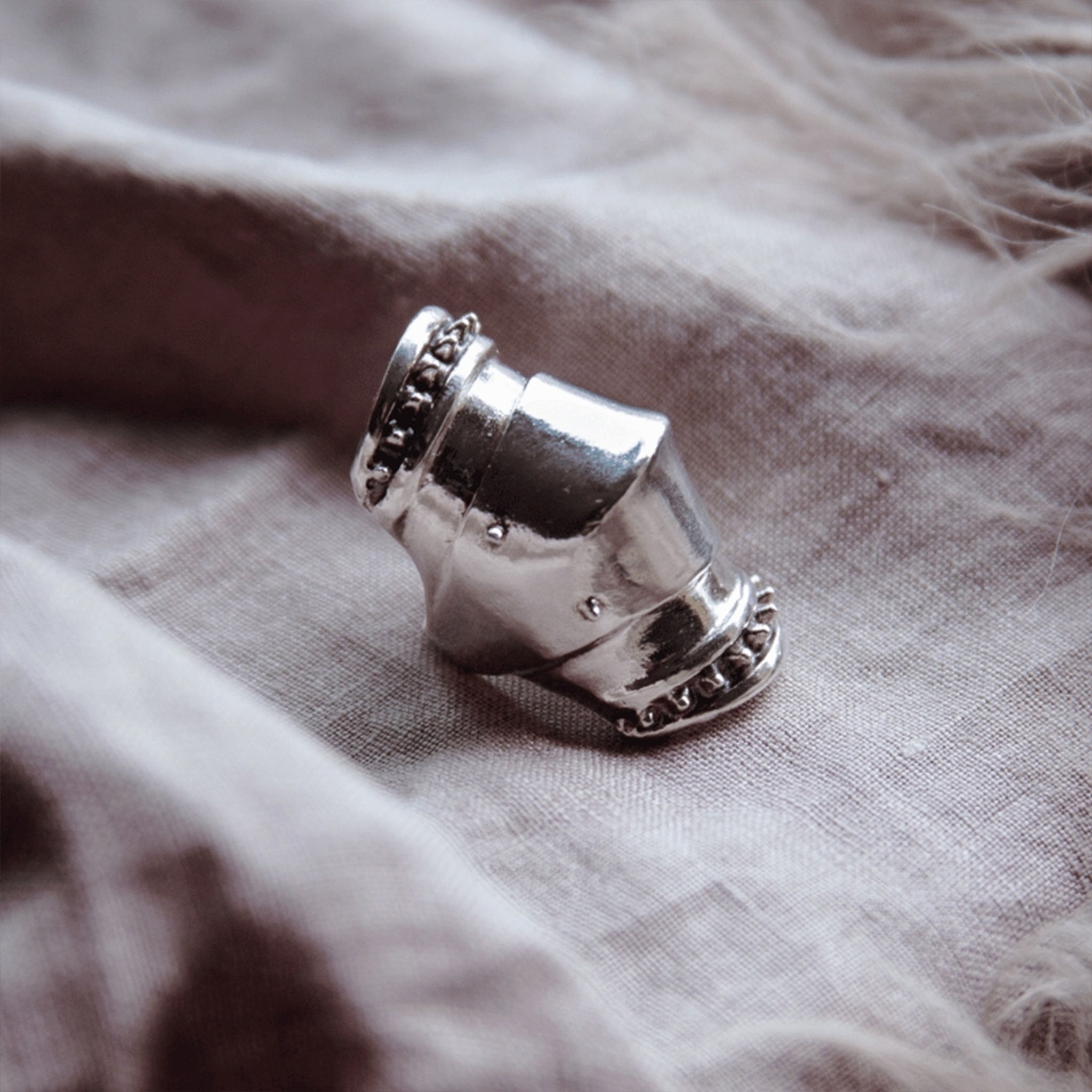 The d'Arc Ring – Tender Loving Empire